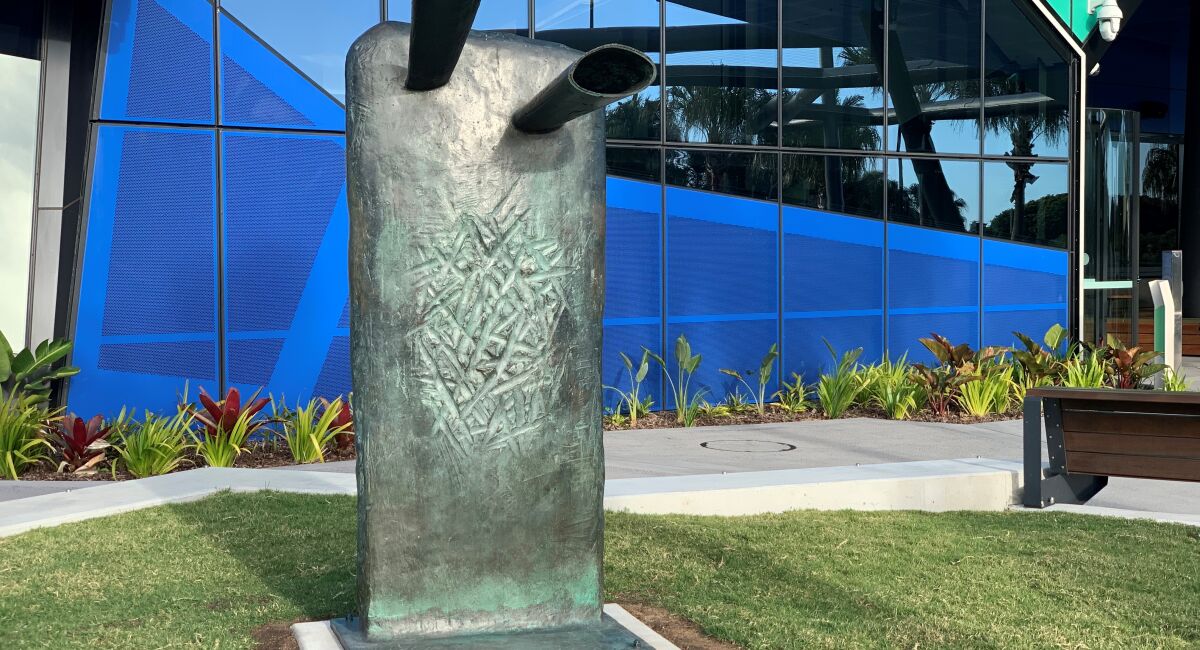 Kenneth Armitage sculpture prepared for its new home - HOTA